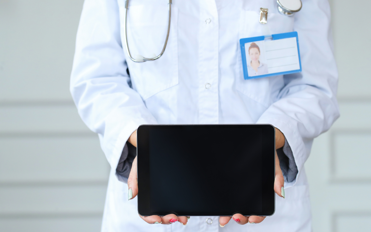 Top 7 Trends In Medical Tablet PC - Verified Market Reports